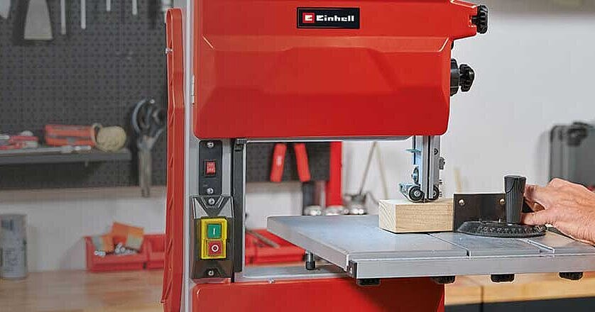 Efficient power generators for garden, camping and construction ...